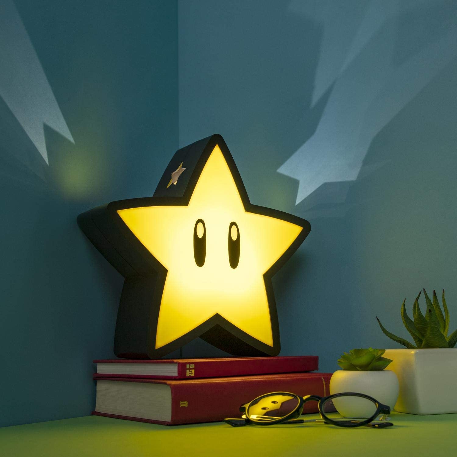 Super Mario Bros Super Star Projector Desktop Light Lamp Lampada