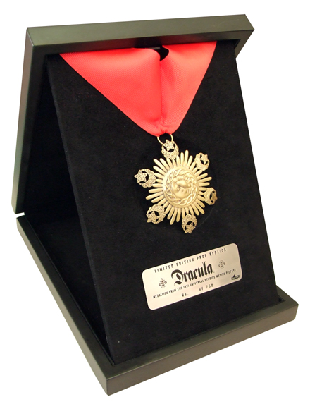 Universal Monsters Medallion Of Dracula Limited Edition Prop Replica